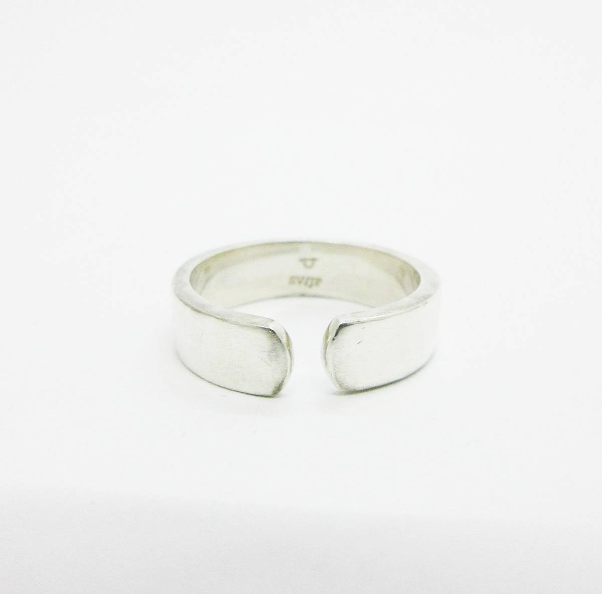 KM-1256 指輪 アンノウン フラット S リング 5mm U006 SV925 11号 UNKNOWN. FLAT S RING シルバー 箱 ケース付き(9号～)｜売買された ...