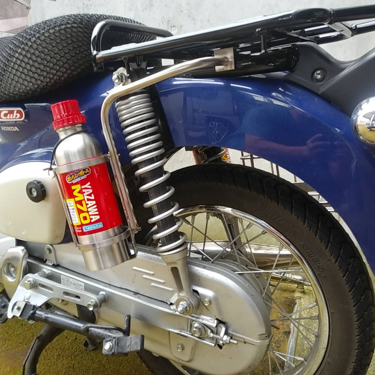 ガソリン携行缶ブラケット+YAZAWA/M70(700cc) セット品/一個限定 スーパーカブ クロスカブ スーパーカブPRO AA09 JA44 AA06 JA45 JA42 ホンダ用