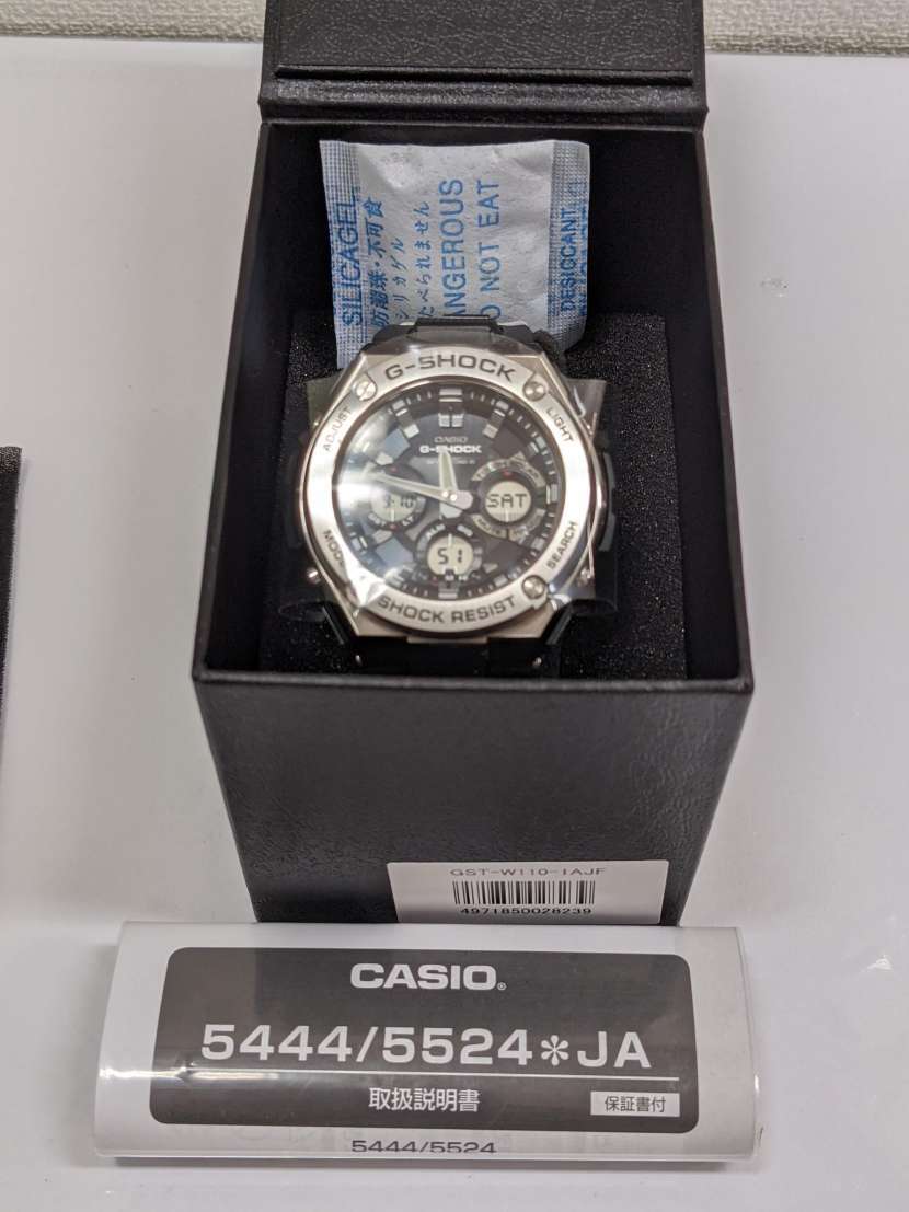 超 #4338 CASIO カシオ G－SHOCK 5444/5524 JA 腕時計 メンズ 箱付き 取説付き GST-W110-1AJF ...