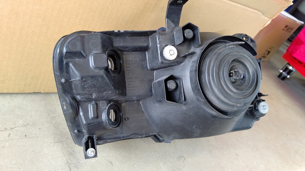 三菱 パジェロ ハロゲン ヘッドライト左 L V63W V65W V68W V73W V75W V77W V78W KOITO100-87419 直接引取可(ヘッドライト)｜売買された ...