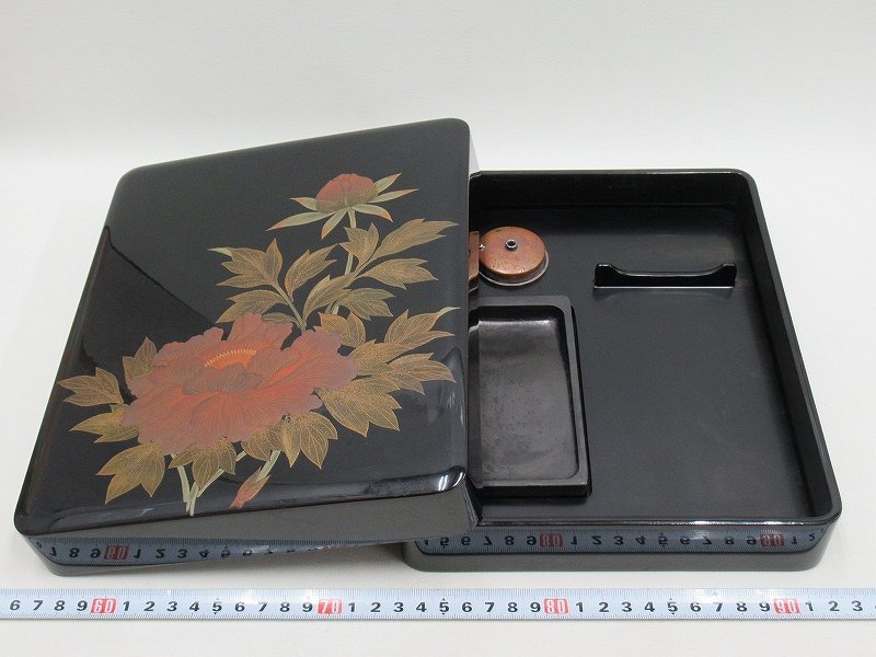 D2488 慶塚造 輪島塗 黒塗 牡丹蒔絵 硯箱 硯 銅水滴 木製漆器 書道具(硯箱、文箱)｜売買されたオークション情報、yahooの商品情報 ...