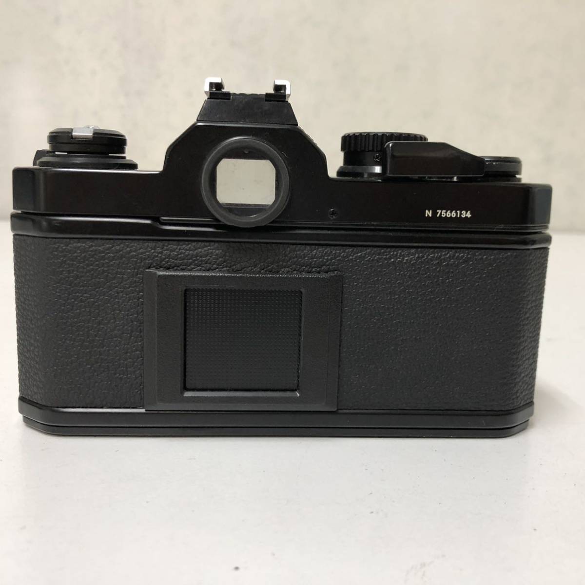 S853 Nikon FM2 フィルムカメラ ボディ ブラック ニコン(ニコン)｜売買されたオークション情報、yahooの商品情報をアーカイブ ...