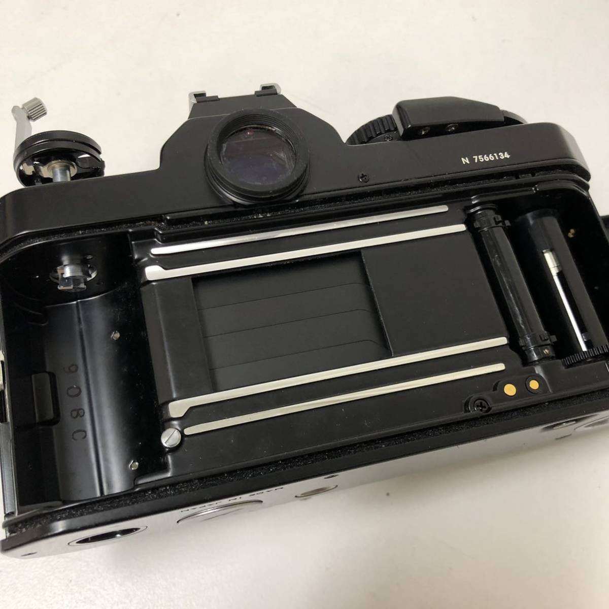 S853 Nikon FM2 フィルムカメラ ボディ ブラック ニコン(ニコン)｜売買されたオークション情報、yahooの商品情報をアーカイブ ...