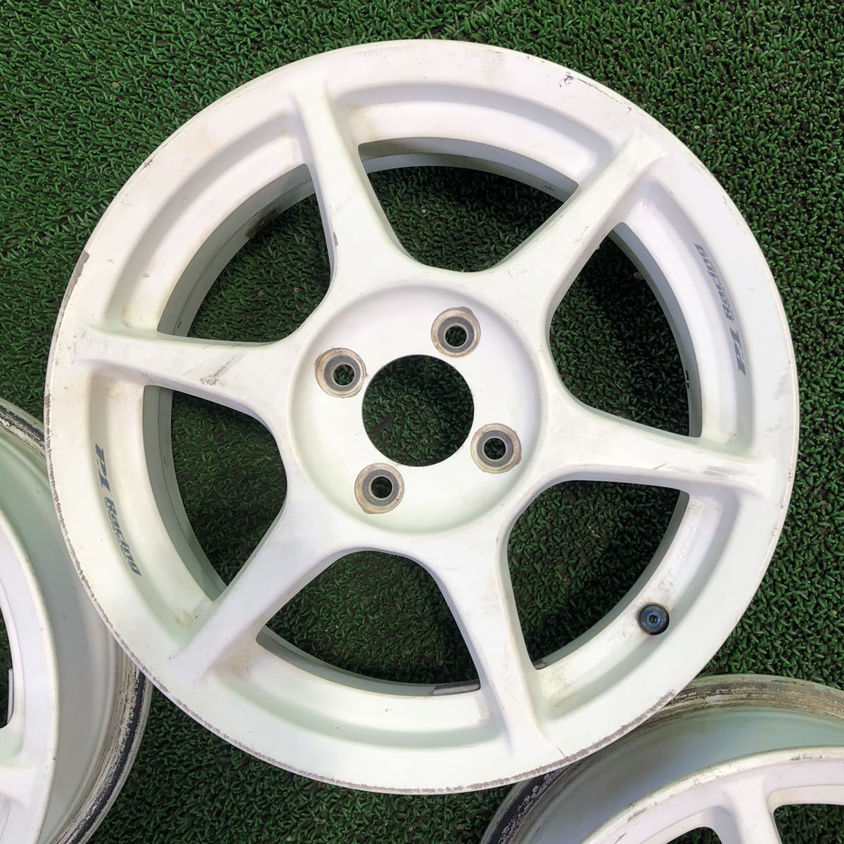 AB 197 Buddy Club バーディ クラブ P-1 レーシング 15インチ 5.5J 4穴 100 +42 73mm ホワイト旧 ...