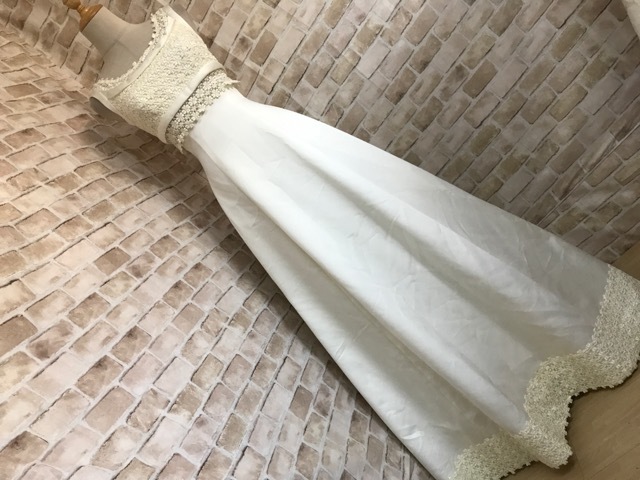 Z10097 MICHAEL MERNER COLLECTION マイケル マーナー 衣装 ロングドレス オフホワイト レース(その他)｜売買 ...