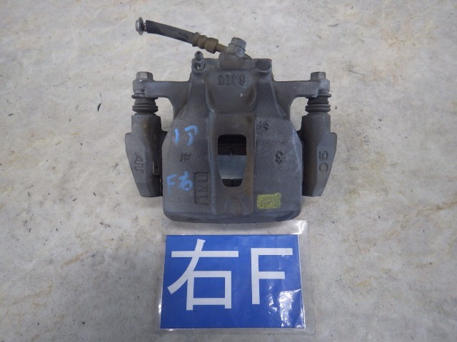 KBT AZR60 トヨタ ノア 右 フロント キャリパー 47730-44020(ブレーキキャリパー)｜売買されたオークション情報 ...