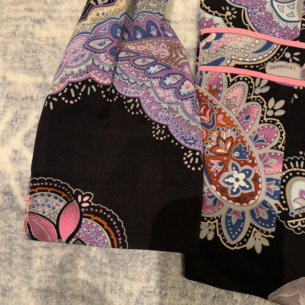 レオナール LEONARD ジャケット(女性用)｜売買されたオークション情報、yahooの商品情報をアーカイブ公開 - オークファン（aucfan.com）