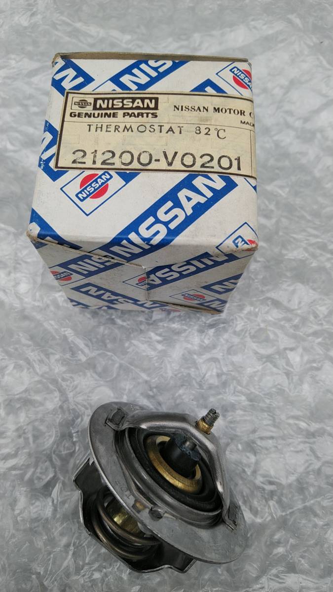 日産 純正 82度 サーモスタット 品番 21200-V0201 L6 L型 L28 N42 P90 F54 E88 ハコスカ ケンメリ ...