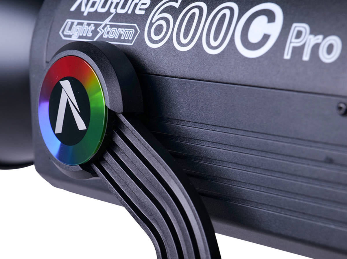 Aputure LS 600c Pro RGBWW LED 照明 機材 ライト(定常光)｜売買されたオークション情報、yahooの商品情報をアーカイブ公開 - オークファン（aucfan.com）