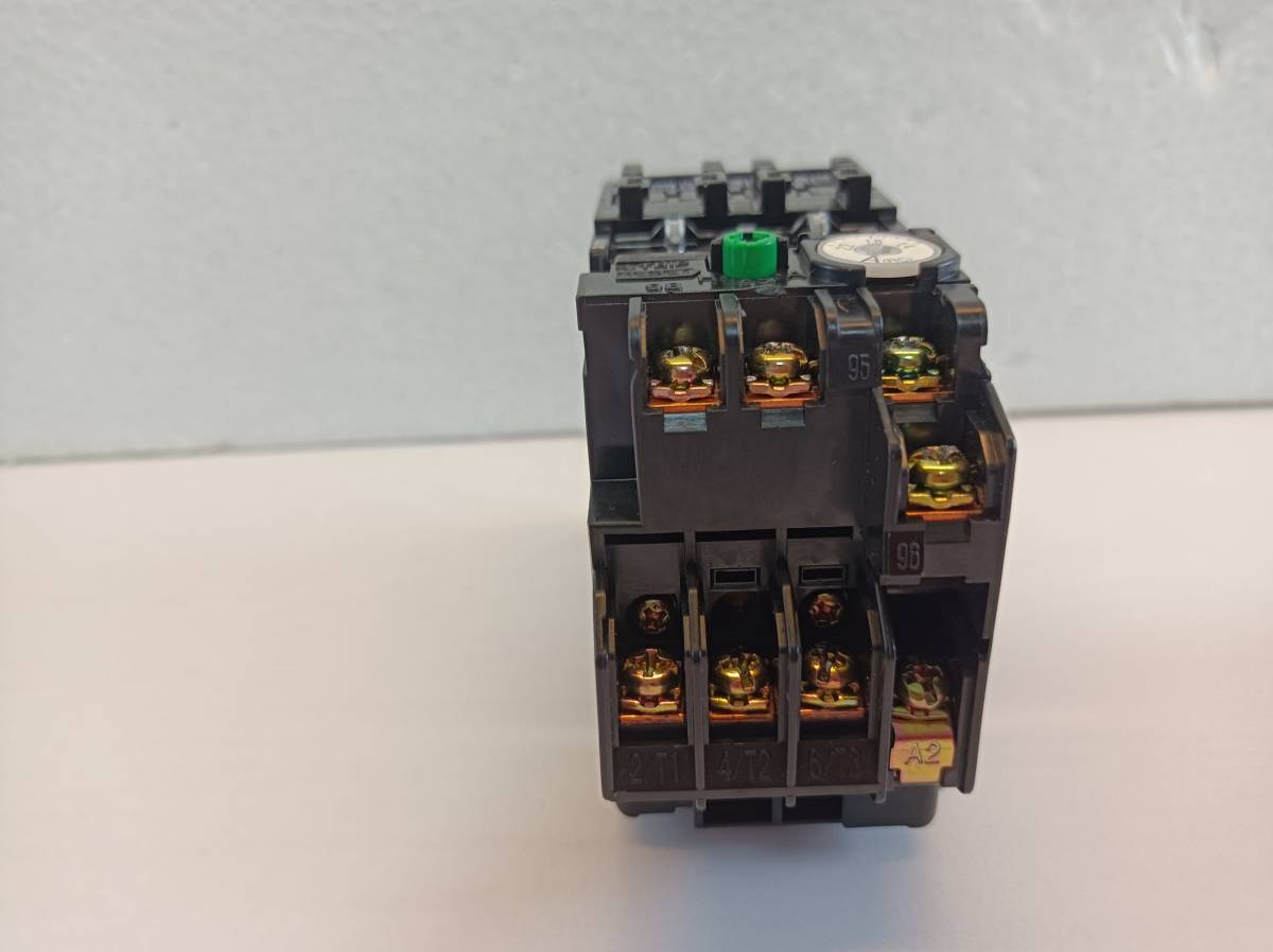 Matsushita Contactor FC-15N 3P+1b AC200V BMFT6153 2N & Matsushita ...