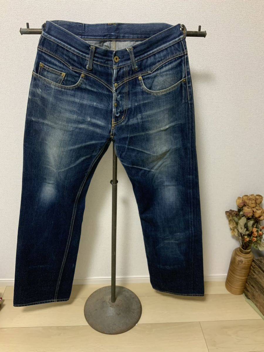 ギャングスタービル デニムパンツ 赤耳 インディゴ サイズM 82cm(W32～)｜売買されたオークション情報、yahooの商品情報をアーカイブ公開 - オークファン（aucfan.com）