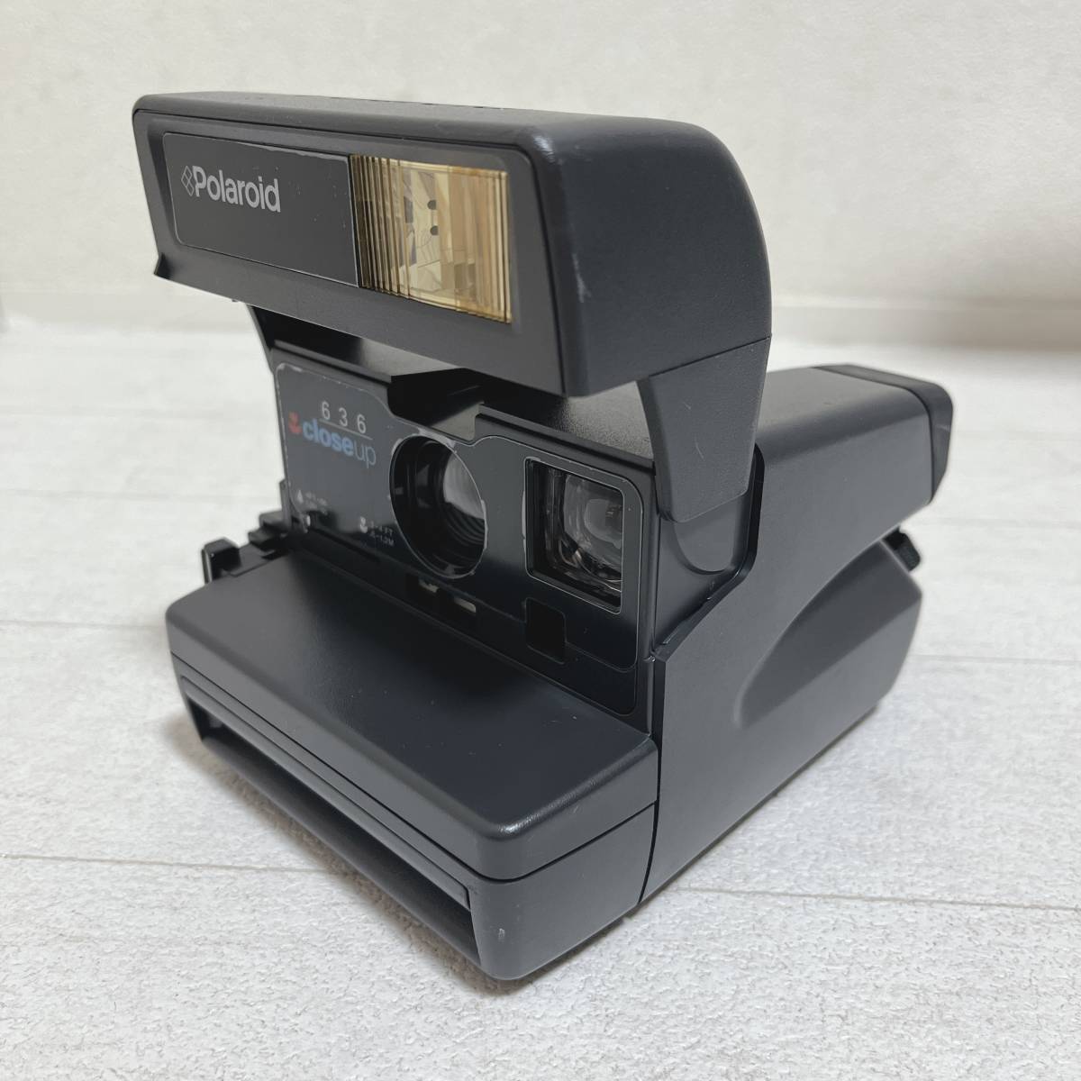 Polaroid ポラロイドカメラ POLAROID 636 closeup(インスタント、ポラロイド)｜売買されたオークション情報、yahooの商品情報をアーカイブ公開 - オークファン ...