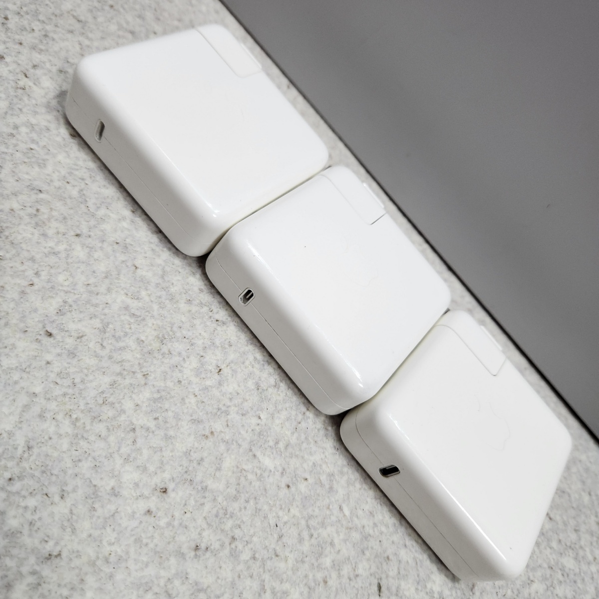 3点 Apple 純正 USB-C パワーアダプター 61W A1947 A1718 mac 60s23-3376-2(その他)｜売買された ...