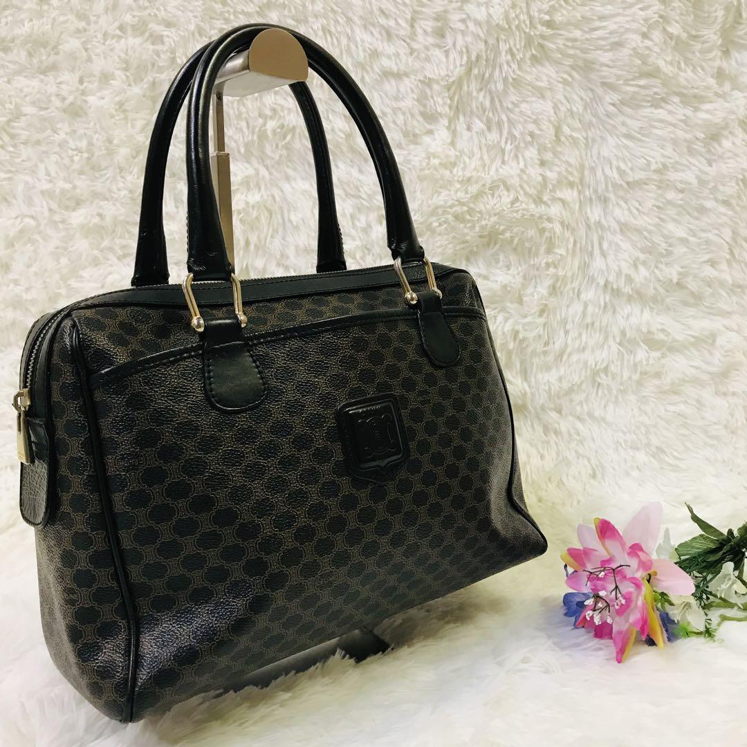 極 セリーヌ ハンドバッグ 黒マカダム トリオンフ ゴールド金具 PVC(ハンドバッグ)｜売買されたオークション情報、yahooの商品情報をアーカイブ公開 - オークファン（aucfan.com）