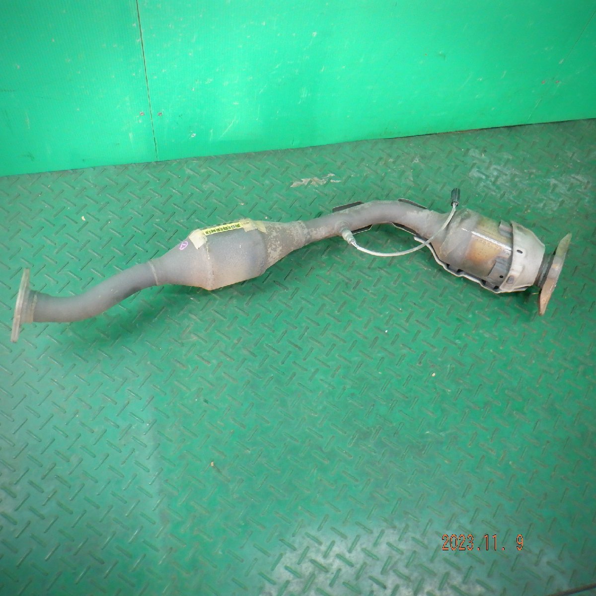 セレナ DBA-CC25 純正 触媒 コンバーター/キャタライザー ：16062 個人宅不可(触媒)｜売買されたオークション情報、yahooの商品情報をアーカイブ公開 - オークファン ...