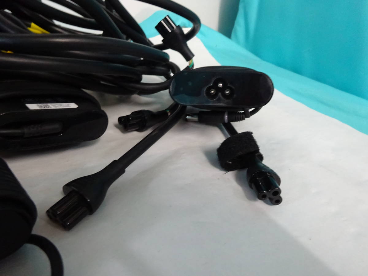 DELL 65W Model:HA65NM130 LA65NM130 OUTPUT:19.5V-3.34A INPUT:100-240V 1 ...