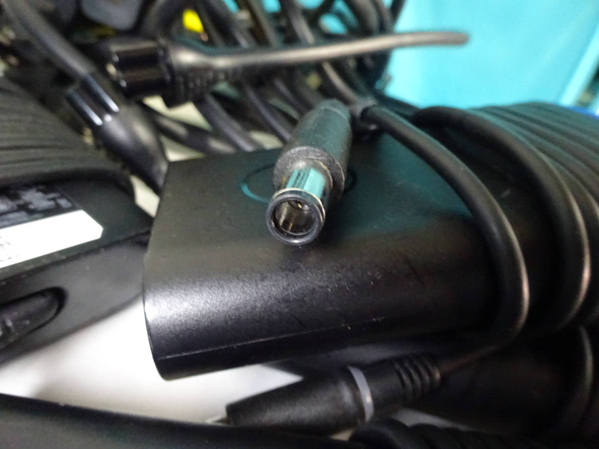 DELL 65W Model:HA65NM130 LA65NM130 OUTPUT:19.5V-3.34A INPUT:100-240V 1 ...