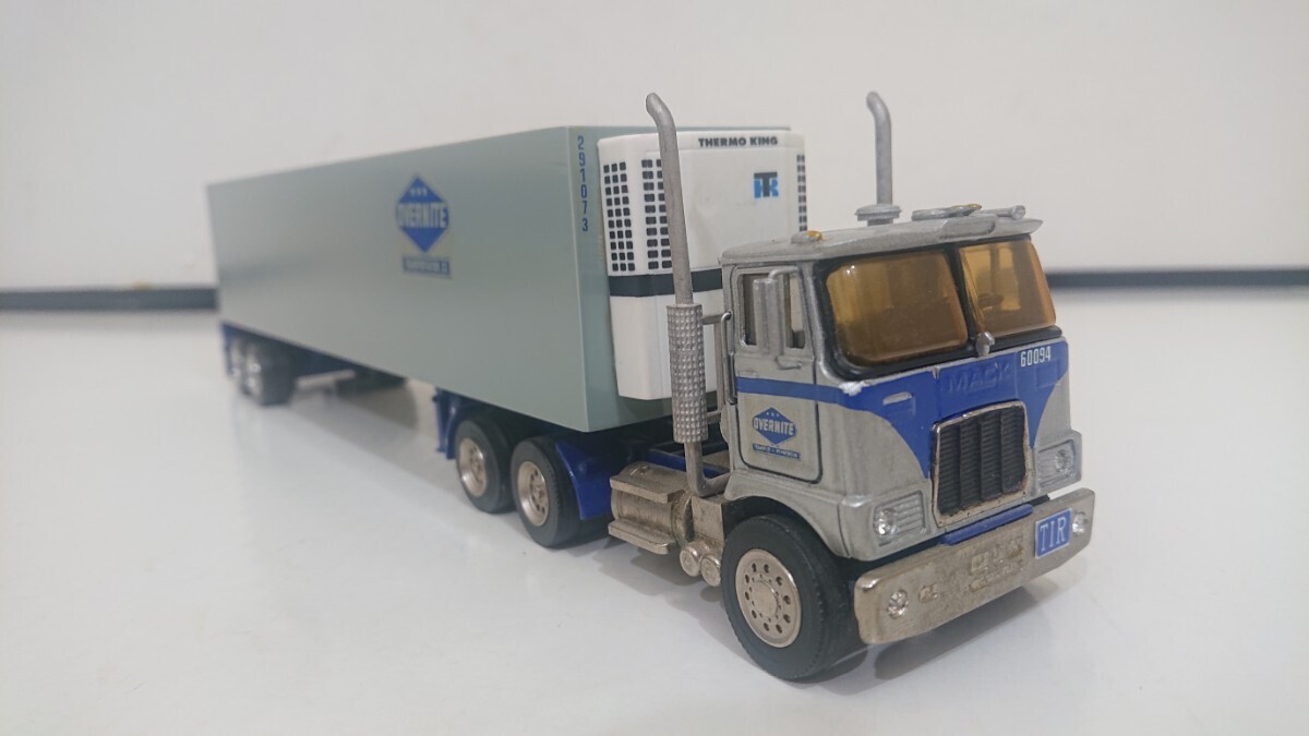 ASAM model/Hart Smith Model Limited MACK F700 Cabover Cold Cargo ...