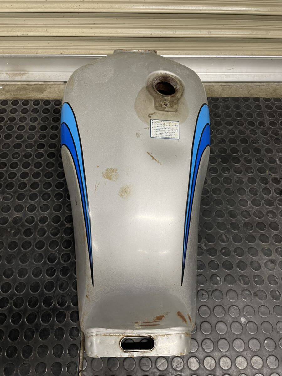 XJ400 XJ400E XJ400D純正タンク ガソリンタンク Z400FX Z400GP GPZ400F ゼファー400 Z400J CBX400F CBR400F GT380 ...