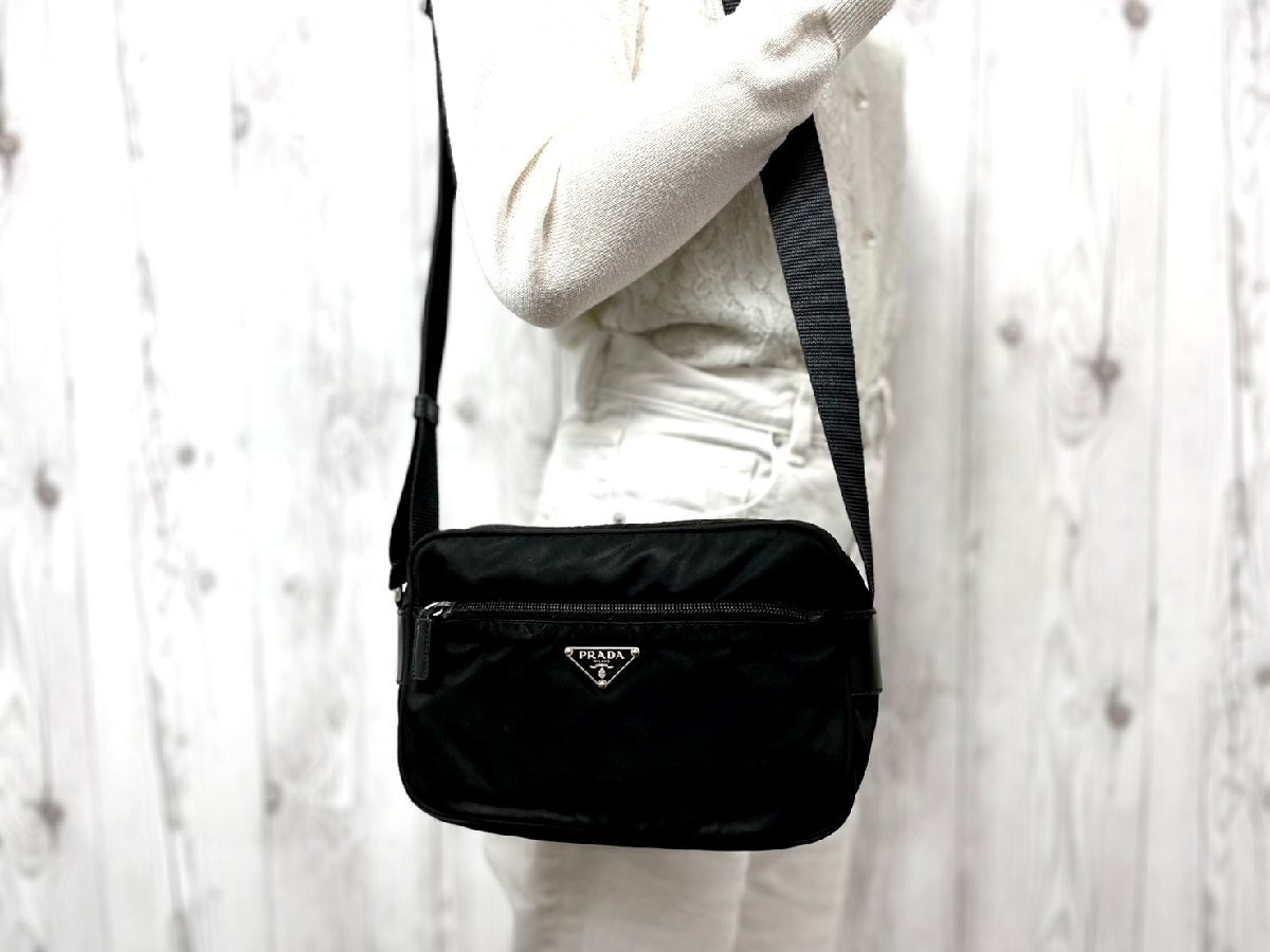 PRADA プラダ テスート ショルダーバッグ バッグ ナイロン×レザー 黒 メンズ 73110(ショルダーバッグ)｜売買されたオークション情報、yahooの商品情報をアーカイブ公開 ...