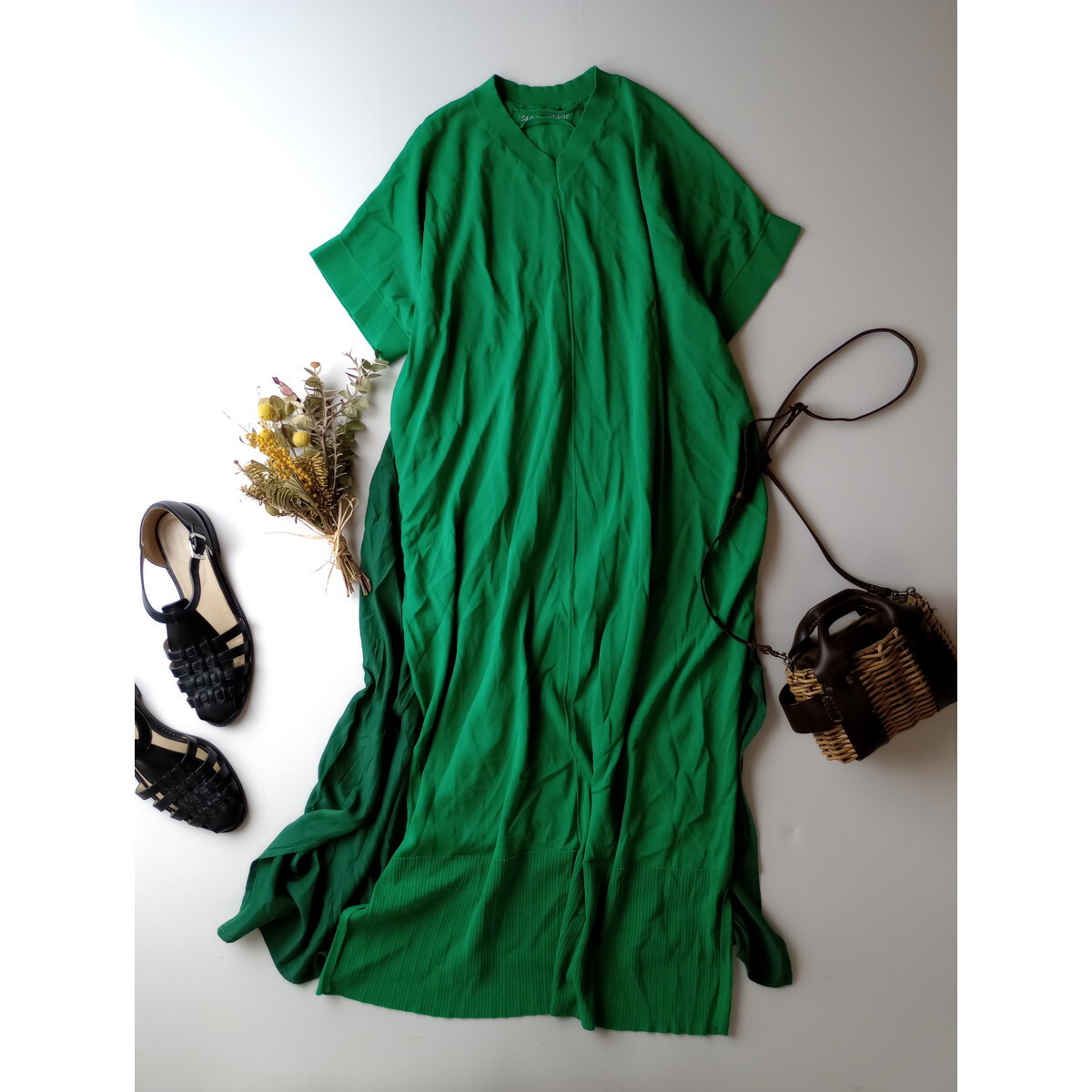 Loaf/ロフ/オズモーシス 森の中をお散歩しよう バックタック ロング ニット プルオーバー チュニック ロングワンピース 43E+3844(Mサイズ)｜売買されたオークション情報 ...