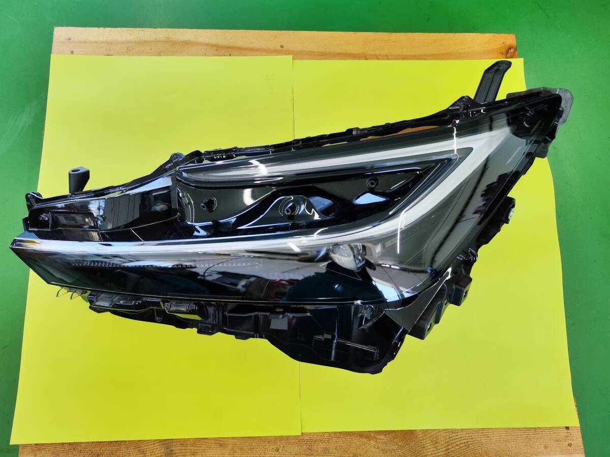 トヨタ プリウス MXWH60 左ヘッドライトユニット 81106-47A90 Koito47-123(ヘッドライト)｜売買されたオークション ...