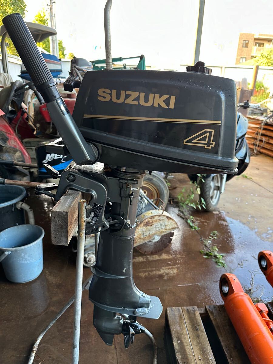 スズキ DT4 船外機 4馬力 S足 00402S(10馬力未満)｜売買されたオークション情報、yahooの商品情報をアーカイブ公開 ...