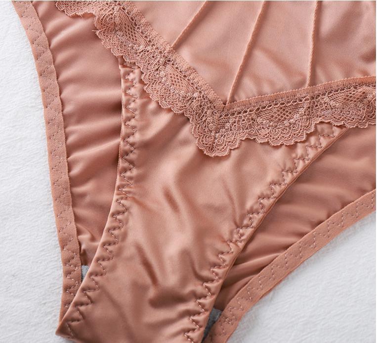 159 BR XLサテン 光沢 パンティー アイス シルク 高級 モチーフ 艶々 セクシー ショーツ ランジェリー コスチューム 人妻 秘書 誘惑(スタンダード)｜売買されたオークション情報 ...