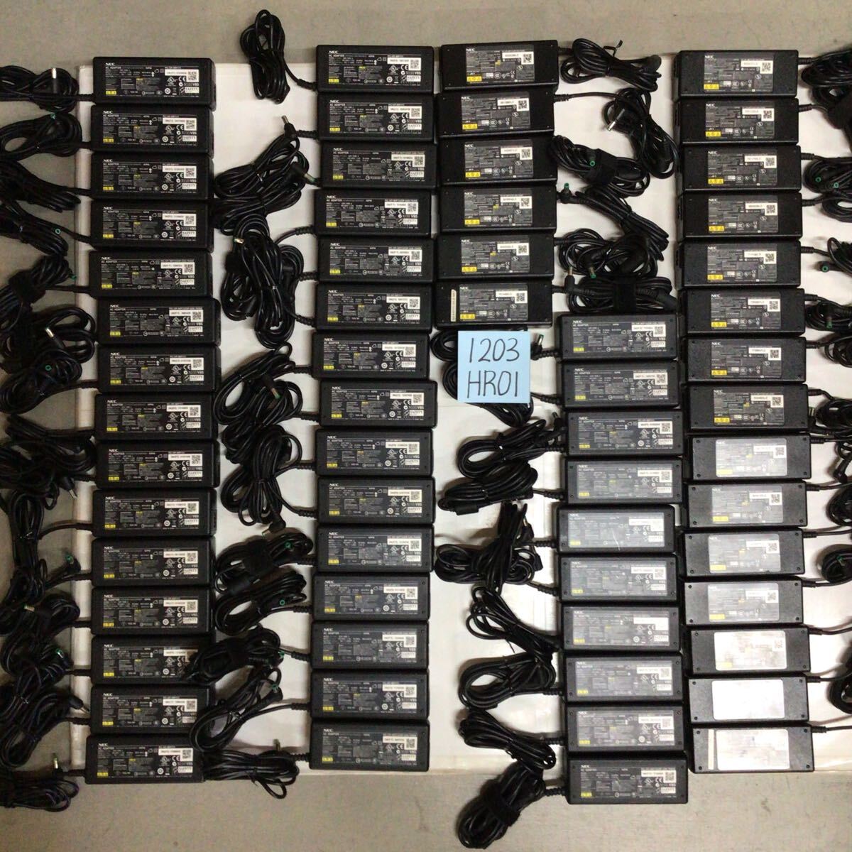 1203HR01 / /NEC/ADP68 PC-VP-WP73×36 PC-VP-WP111×25 /19V/3.95A/純正 ACアダプタ ...