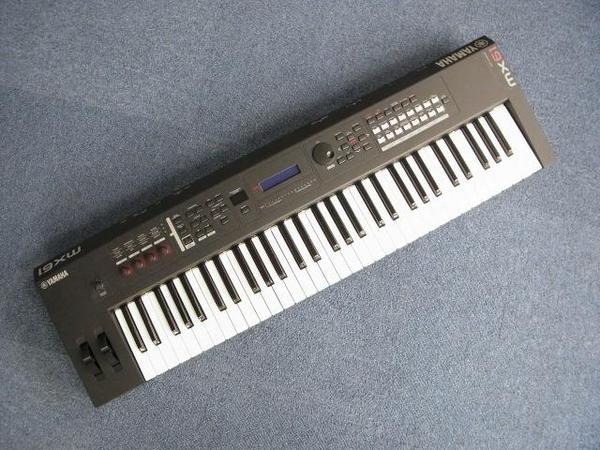 /YAMAHA/ヤマハ MX61 シンセサイザー/ΘN533950(ヤマハ)｜売買されたオークション情報、yahooの商品情報をアーカイブ公開 ...