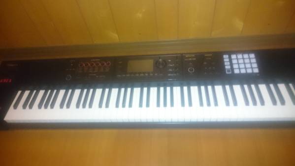 Roland FA08 1円スタート(ローランド)｜売買されたオークション情報、yahooの商品情報をアーカイブ公開 - オークファン（aucfan.com）