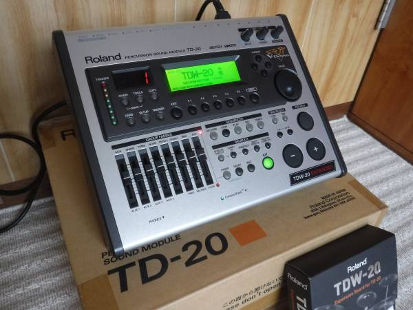 Roland TD-20 TDW-20 バックアップ電池交換済(電子ドラム)｜売買されたオークション情報、yahooの商品情報をアーカイブ公開 ...