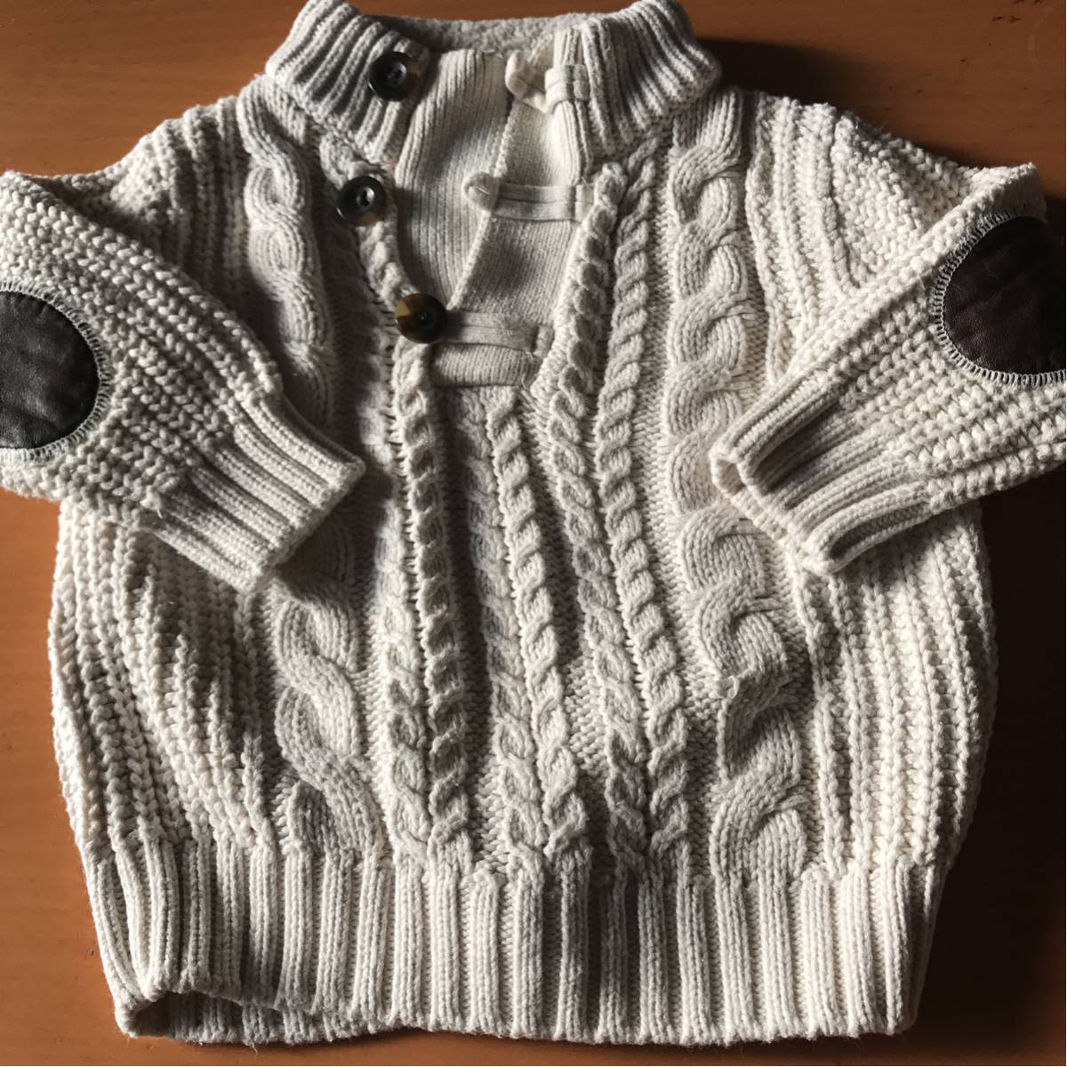 GAPセーター80cm(トレーナー)｜売買されたオークション情報、yahooの商品情報をアーカイブ公開 - オークファン（aucfan.com）