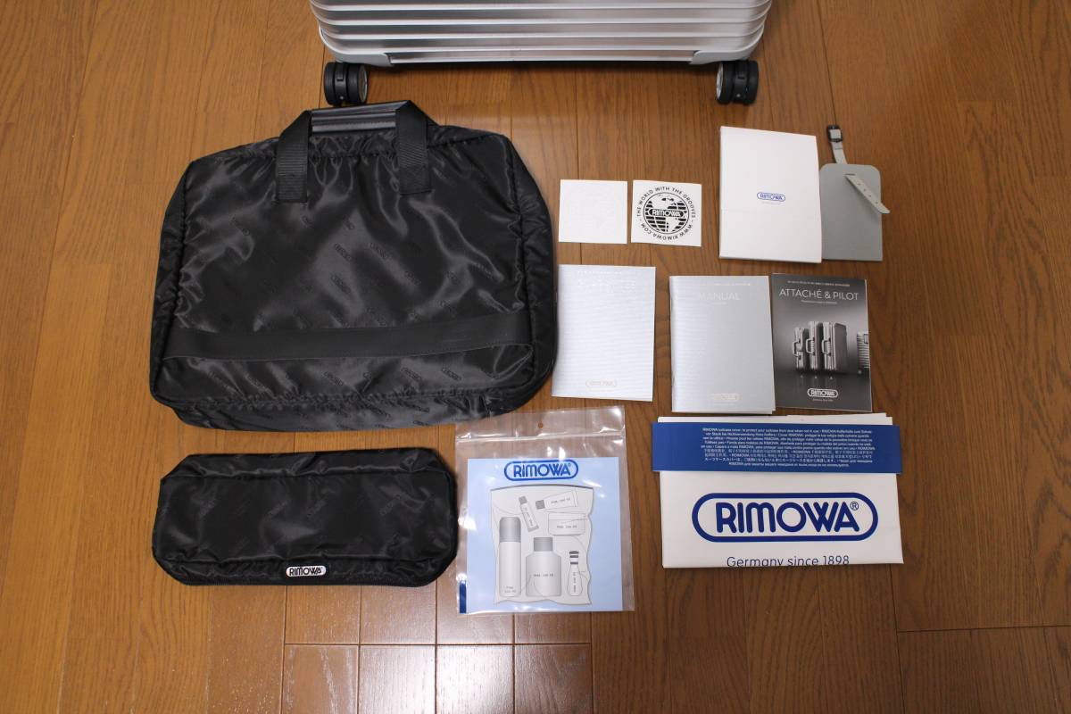 レア RIMOWA PILOT リモワ パイロット 4輪 マルチホイール 34L 品(リモワ)｜売買されたオークション情報、yahooの商品情報をアーカイブ公開 - オークファン（aucfan ...