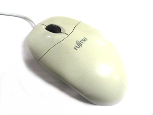 村商 品 富士通 USB光学式マウス M-UAE96 ホワイト 送込(白)｜売買されたオークション情報、yahooの商品情報をアーカイブ公開 ...