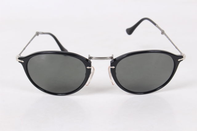 persol 3075-S POLARIZEDボストン折り畳みサングラス MEWO49915(セル、プラスチックフレーム)｜売買された ...