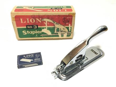 LION No.3 Stapler ステープラ シャッター付き 昭和 ホチキス(その他)｜売買されたオークション情報、yahooの商品情報を ...