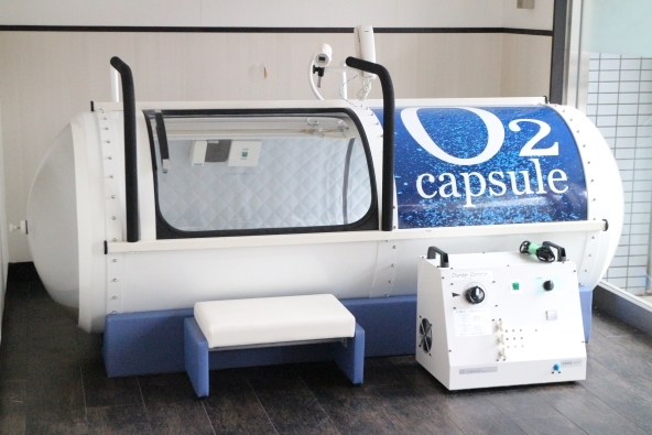 タイムワールド O2カプセル C-3-S / 制御装置 チャンバーコントローラー Time-120LH-3M …酸素カプセル エステ 治療器 ...