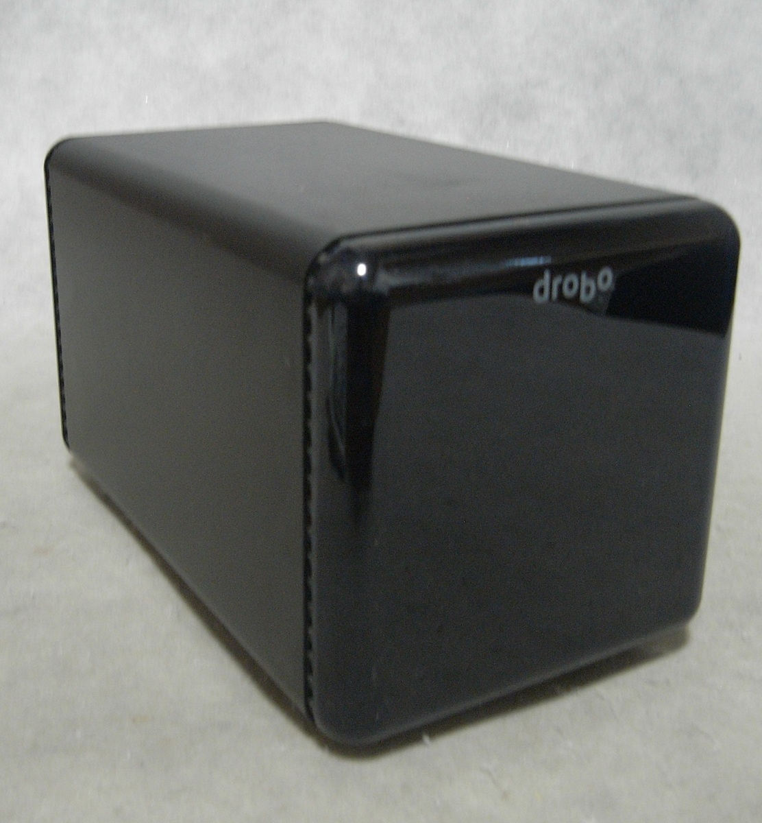 B5592 Drobo DRO4D-D 4 Bay Storage HDDケース ジャンク(SerialATA)｜売買されたオークション情報 ...