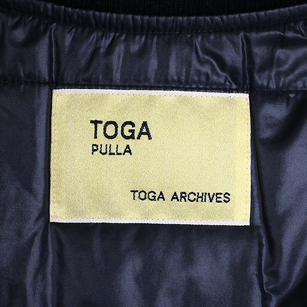 TOGA PULLA トーガ プルラ 13AW MA-1ドッキングデザインコート レディース ブラック×ネイビー 1(トーガ)｜売買されたオークション情報、yahooの商品情報をアーカイブ公開 ...