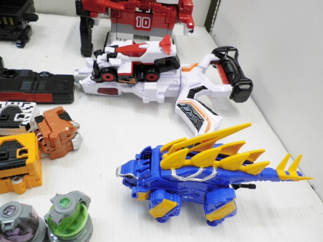 C7271 トッキュウジャー ジュウオウジャーなど戦隊玩具 大量まとめ売り 現状渡し 未チェック ジャンク(戦隊シリーズ)｜売買された ...