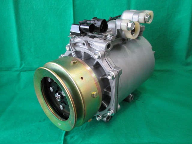 デリカスペースギア リビルトエアコンコンプレッサー PW8 PD8 PF8 AKC200A601A(三菱用)｜売買されたオークション情報 ...