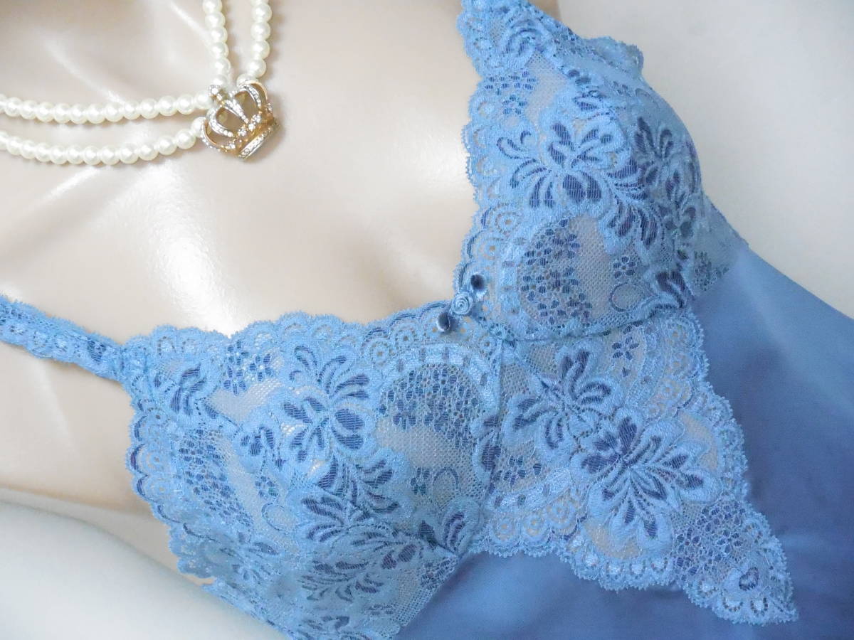 6140 ワコール/wacol バックスリット入りデザインレースおしゃれスリップ M-85(Mサイズ)｜売買されたオークション情報、yahooの商品情報をアーカイブ公開 - オークファン ...