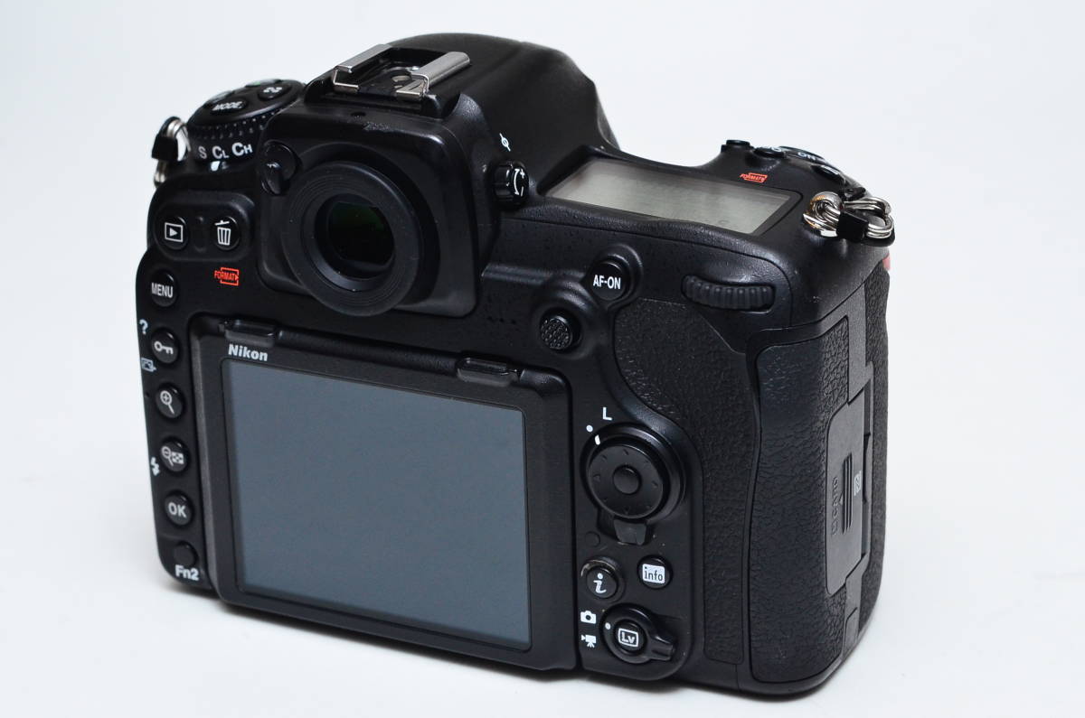 Nikon D500 Body センサー清掃済み(ニコン)｜売買されたオークション情報、yahooの商品情報をアーカイブ公開 - オークファン（aucfan.com）