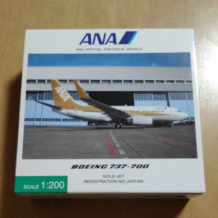 全日空商事 NH20019 B737-700 ANA GOLD JET JA01AN 1/200 金鯱(民間航空機)｜売買されたオークション ...