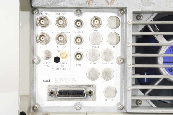 DW hp 8644A SYNTHESIZED SIGNAL GENERATOR 0.26-2060MHz OPT 001 002 004 ...