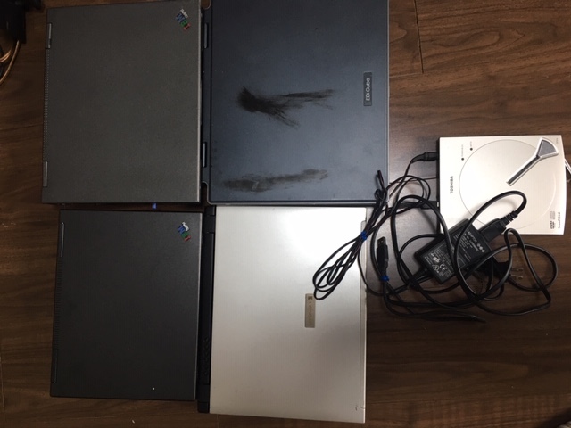 ジャンク①Thinkpad 240X PentiumIII-500MHz②IBM i1620 2661 ＋ドッキングステーションその他③ ...