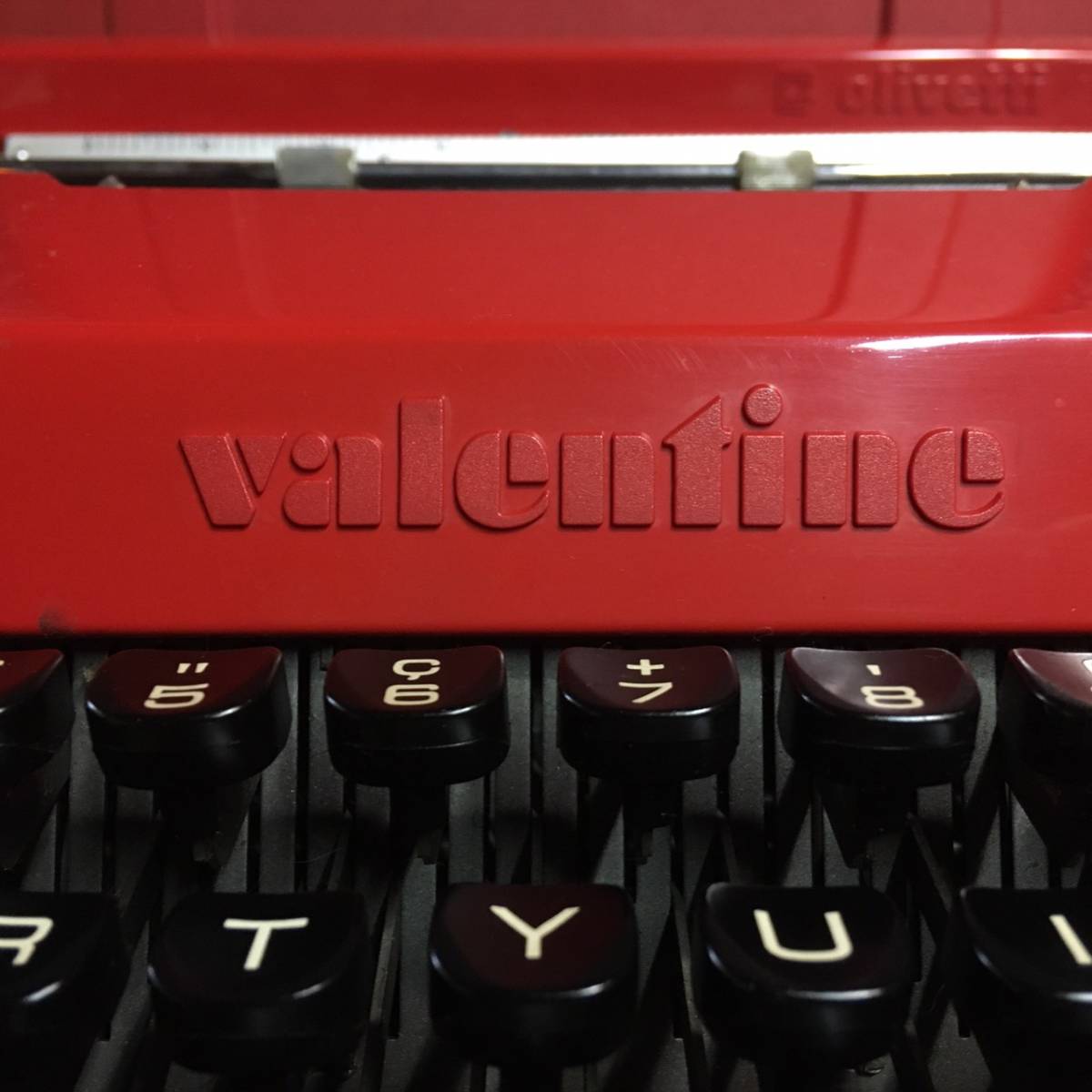 B11b93D Olivetti valentine タイプライター オリベッティ バレンタイン 赤バケツ付 Typewriter ヴィンテージ(タイプライター)｜売買されたオークション情報 ...