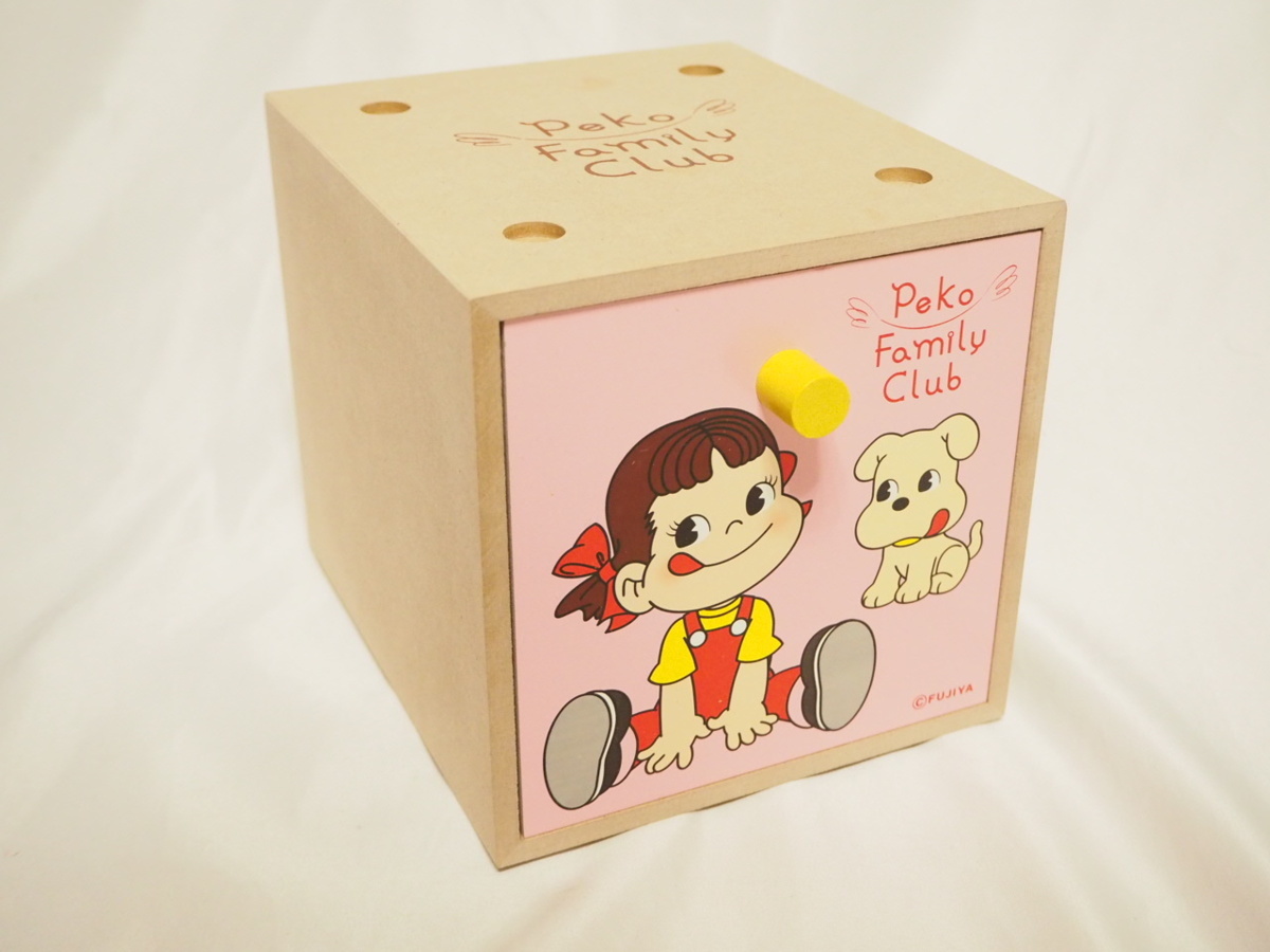 FUJIYA 不二家 Peko Family Club ペコちゃん 引き出しBOX 保管150(ペコちゃん)｜売買されたオークション情報、yahooの商品情報をアーカイブ公開 - オークファン ...