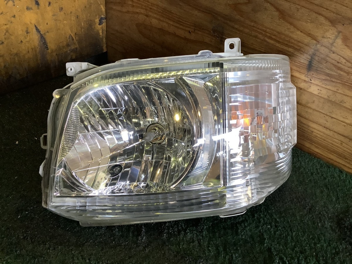 良品 H23年 200系 ハイエース TRH200 DX 左ヘッドライト ハロゲン KOITO 26-126 品 0138818 201031 TK(ヘッドライト)｜売買されたオークション情報 ...